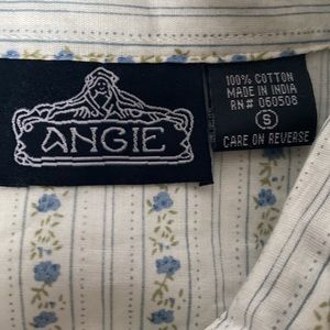 Angie | Tops | Nwot Angie Off White Striped Floral Blouse | Poshmark